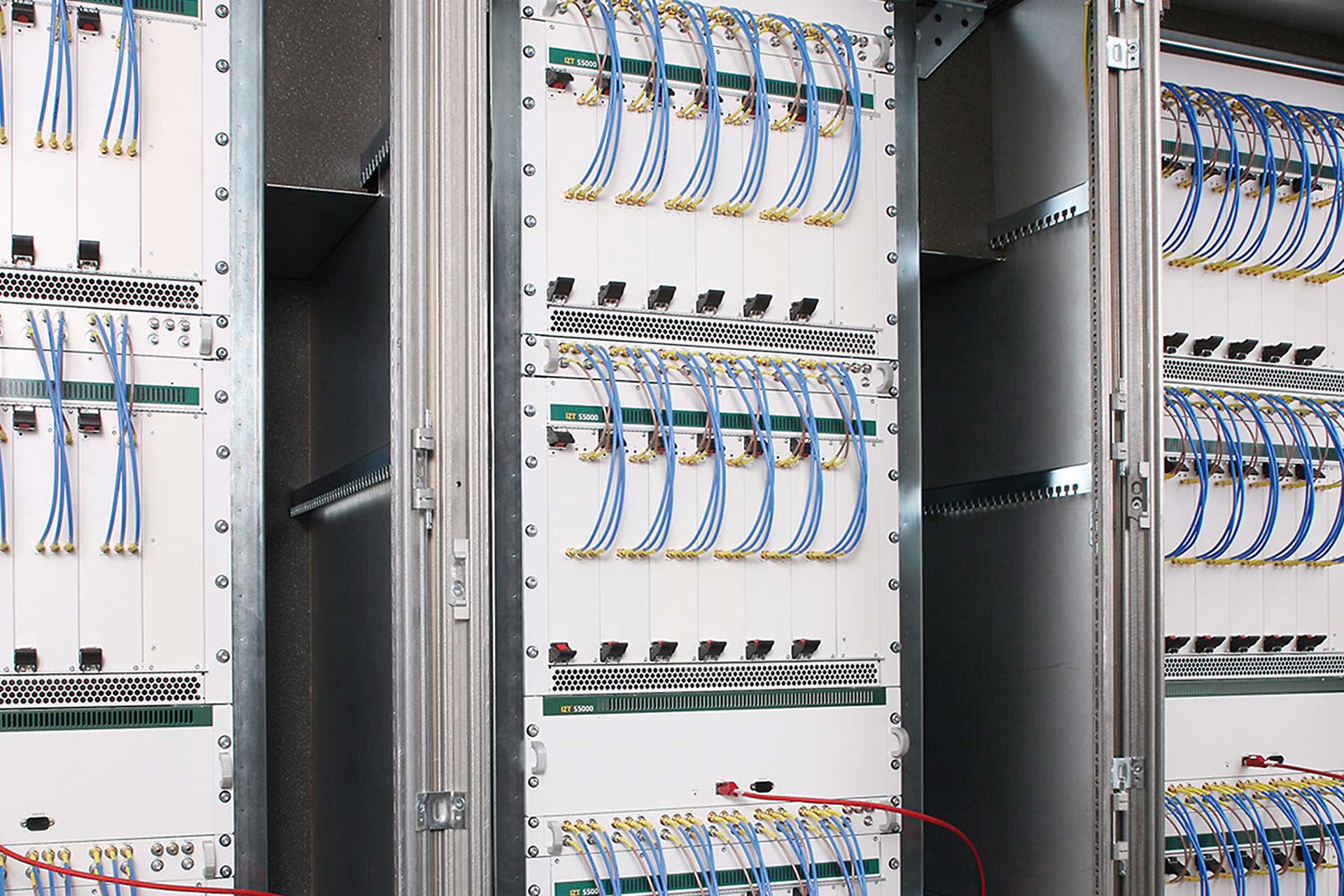 COMINT Simulator - IZT GmbH