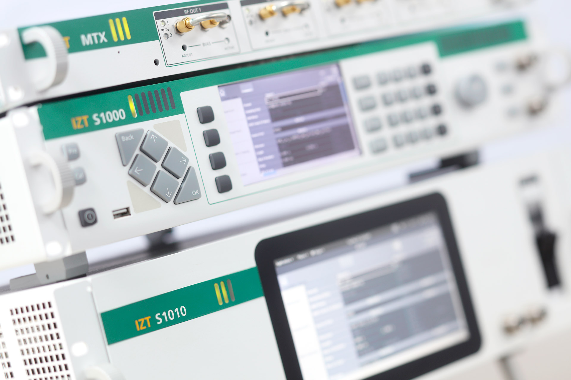 IZT S1000 & IZT S1010 - IZT GmbH